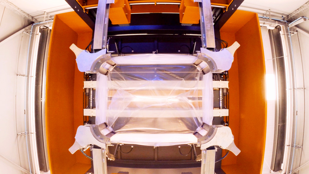 5 key benefits of Stretch Hood film: The best solution for pallet ...