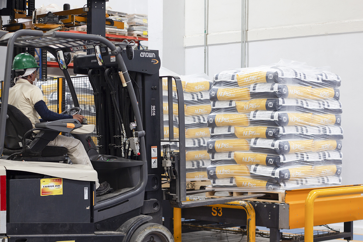 7 keys to secure and protect Pet food bags with Stretch Hood