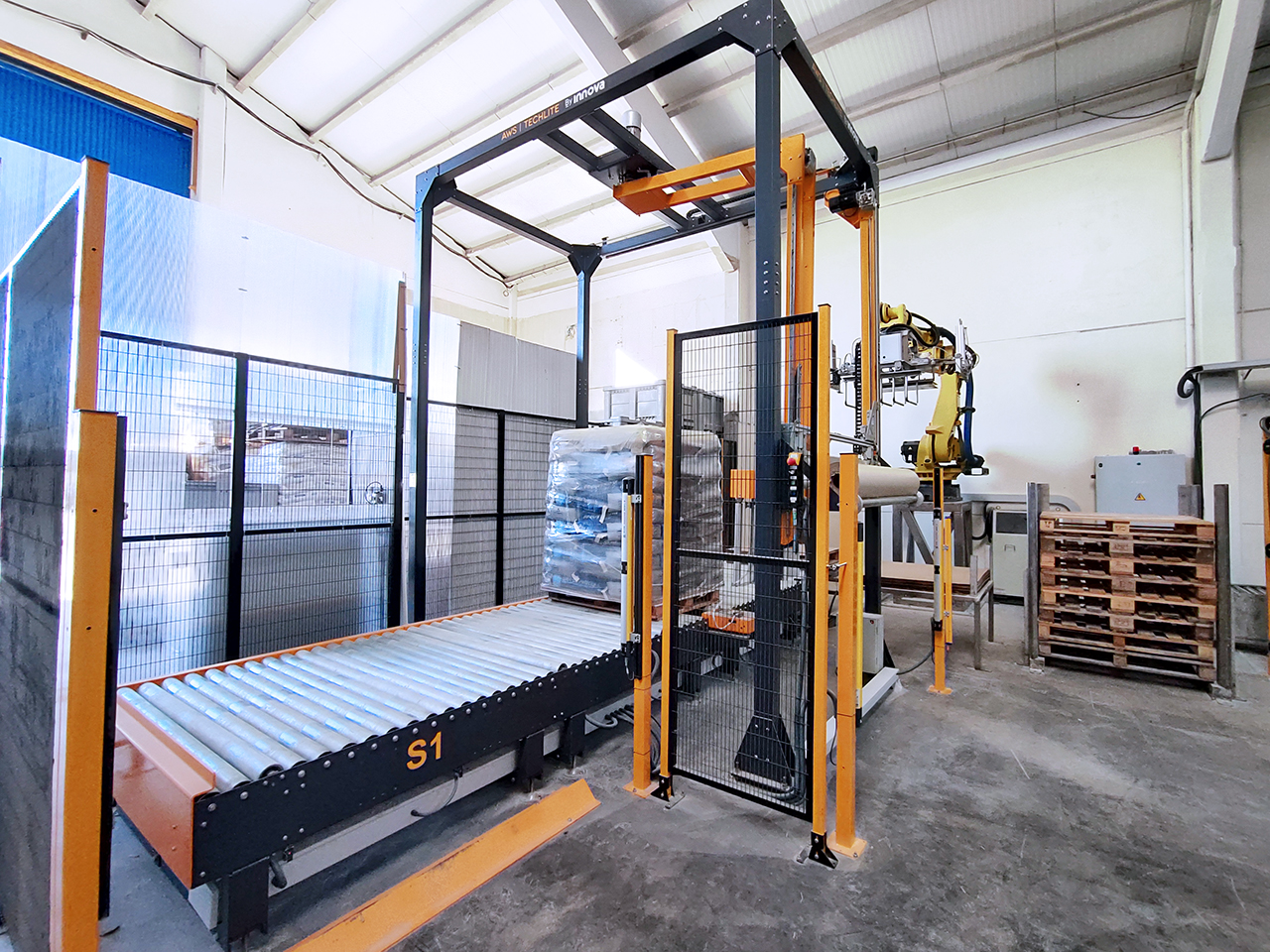 Nitroparis Automates Its End-of-Line with new Arm Stretch Wrapper